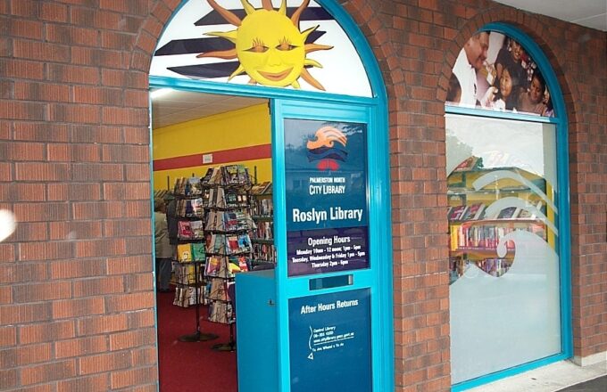 Palmerston North City Library | Locations